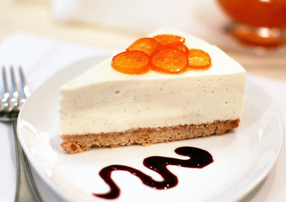 Cheesecake με βανιλια Μαδαγασκάρης και γλυκό κουμκουατ - Ζούμε Ωραία